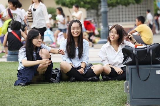 制服女子達のいろいろな風景 071 が半額 | Xcolle