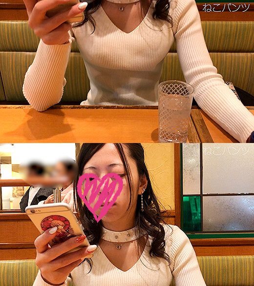 【顔出しパンチラ隠撮】某ファミレスチェーンで美人イトコ（すっぴんver.）のパンツをテーブル下から大胆に隠し撮り！ が半額 | Xcolle