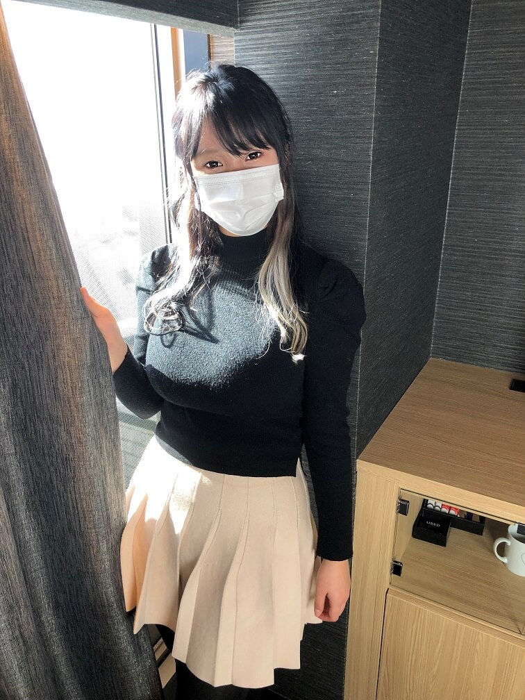 【流出】正真正銘有名大学Iカップ女子大生二 堂 み似の20才から大きな胸にコンプレックスを抱え人目を気にし過ぎて人とうまく付き合えないというご相談。 が半額 | Xcolle