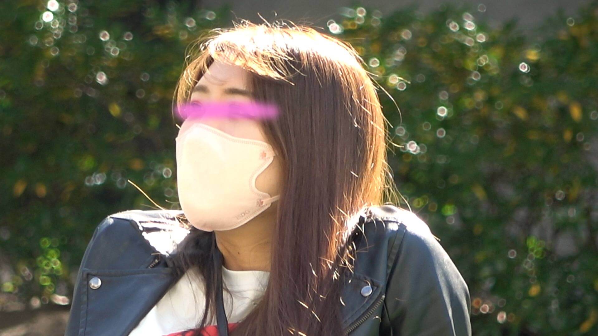 【公園パンチラ】透けパンティでマンコ丸見え。ロックファッションの女子大生【高画質/望遠】vol.14 が半額 | Xcolle