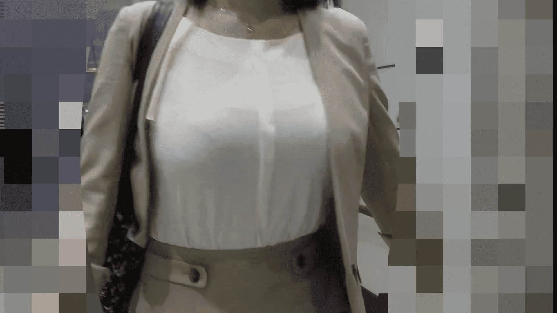 爆乳大暴れ！揺れまくり！OLさん！ が半額 | Xcolle