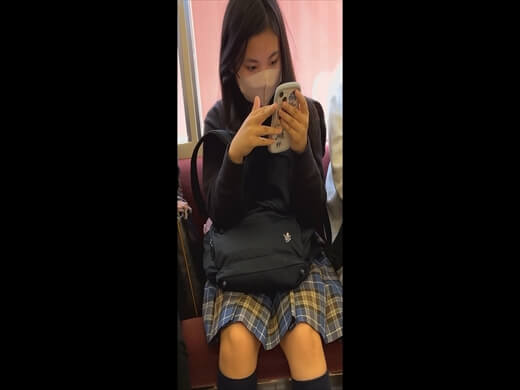 J〇ぶっかけ＠33 キリッとした目と綺麗な黒髪セミロングが印象的なJ〇 が半額 | Xcolle